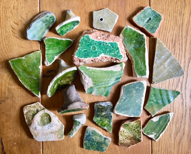 Pottery from the foreshore – A Mudlark's Diary