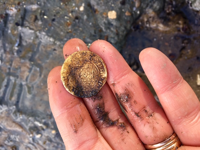 Finding a 16th century Nuremberg token – A Mudlark's Diary